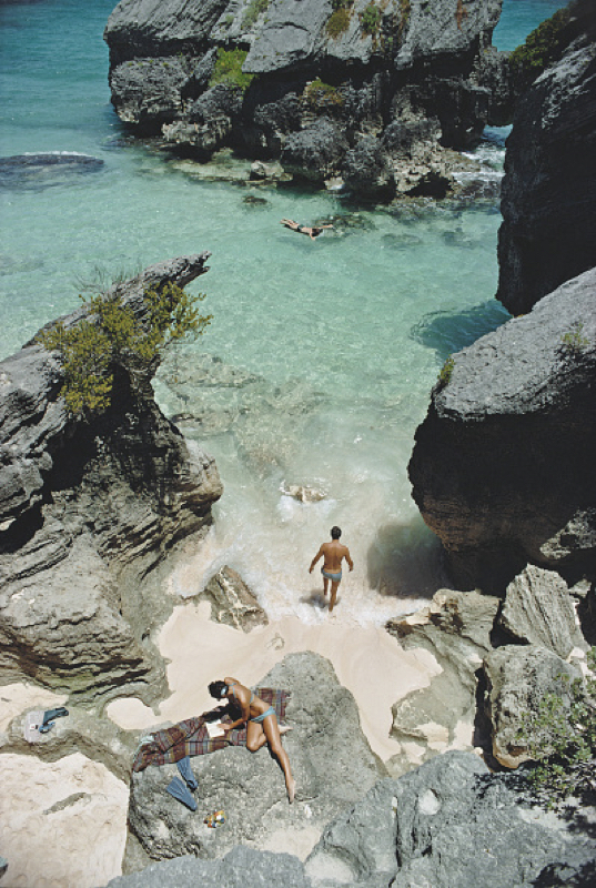 Holidaymakers in Bermuda - Galerie Prints - Premium Photographic Prints Holidaymakers in Bermuda - Galerie Prints - Premium Photographic Prints